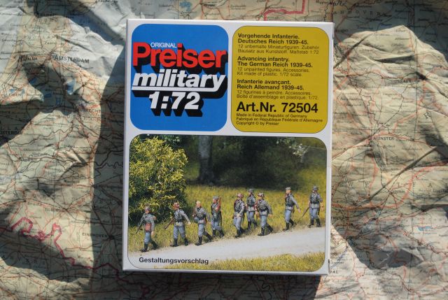 Preiser military PREI72054 Advancing infantry 'The German Reich 1939 ...
