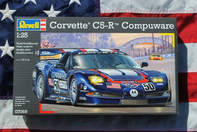 Revell REV07069 Corvette C5-R Compuware Model car