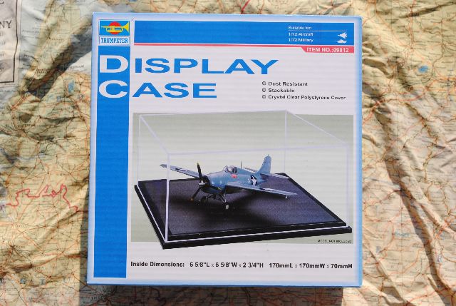 Trumpeter TR09812 DISPAY CASE Model airplane