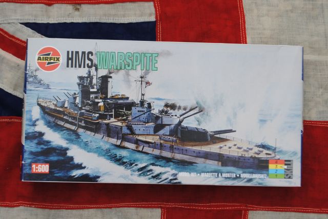 Airfix A04205 HMS WARSPITE - grootste modelbouwwinkel van Europa