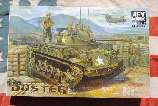 AFV Club AF35042 M42A1 Self-Propelled DUSTER Anti-Aircraft Gun "Late ...