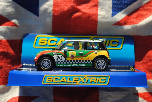 ScaleXtric C3216 MINI COOPER S ARDEN RACING - grootste modelbouwwinkel ...