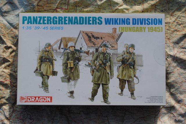 Dragon DML6194 Panzergrenadiers WIKING DIVISION "Hungary 1945 ...