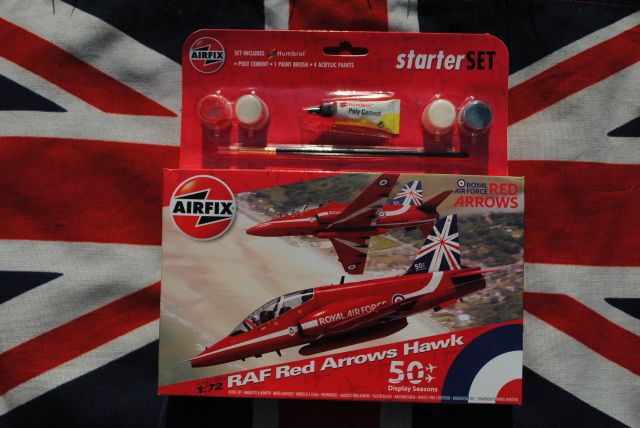 Airfix A55202A RAF Red Arrows Hawk Model airplane