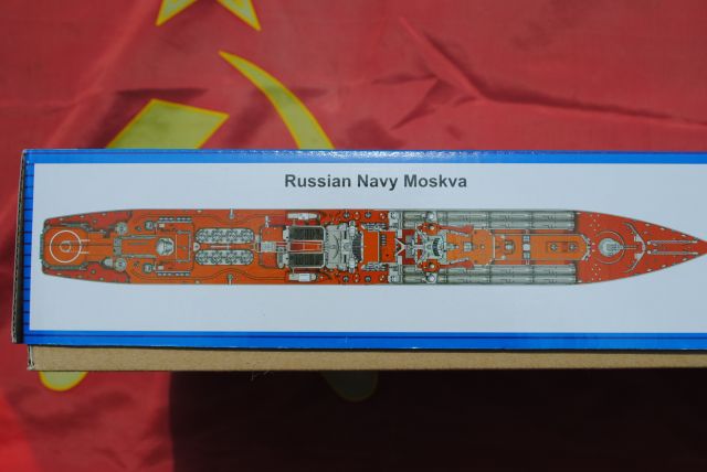 Trumpeter 04518 RUSSIAN NAVY MOSKVA - grootste modelbouwwinkel van Europa