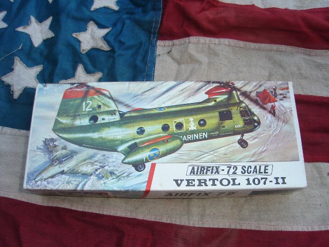 Airfix 00296 Boeing Vertol Sea Knight 107-II Model helicopter
