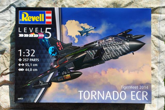 Revell REV04923 TORNADO ECR "TigerMeet 2014" Model airplane