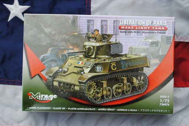 MIRAGE Hobby MIH726076 U.S. Light Tank M3A3 STUART "Liberation of Paris ...